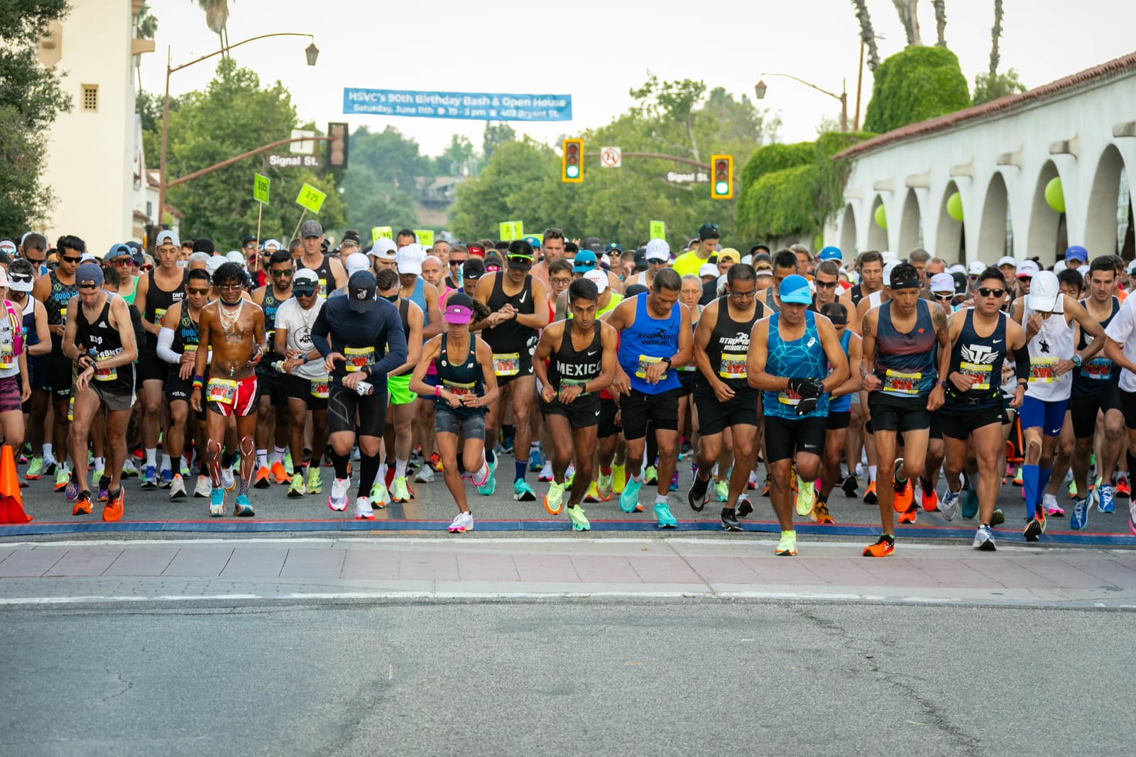 5 Reasons to Run the Mountains to Beach Marathon